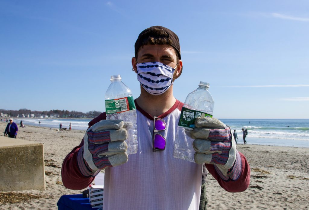 Clean Beaches Week: Head to the Beach with Reusable Water Bottles ...